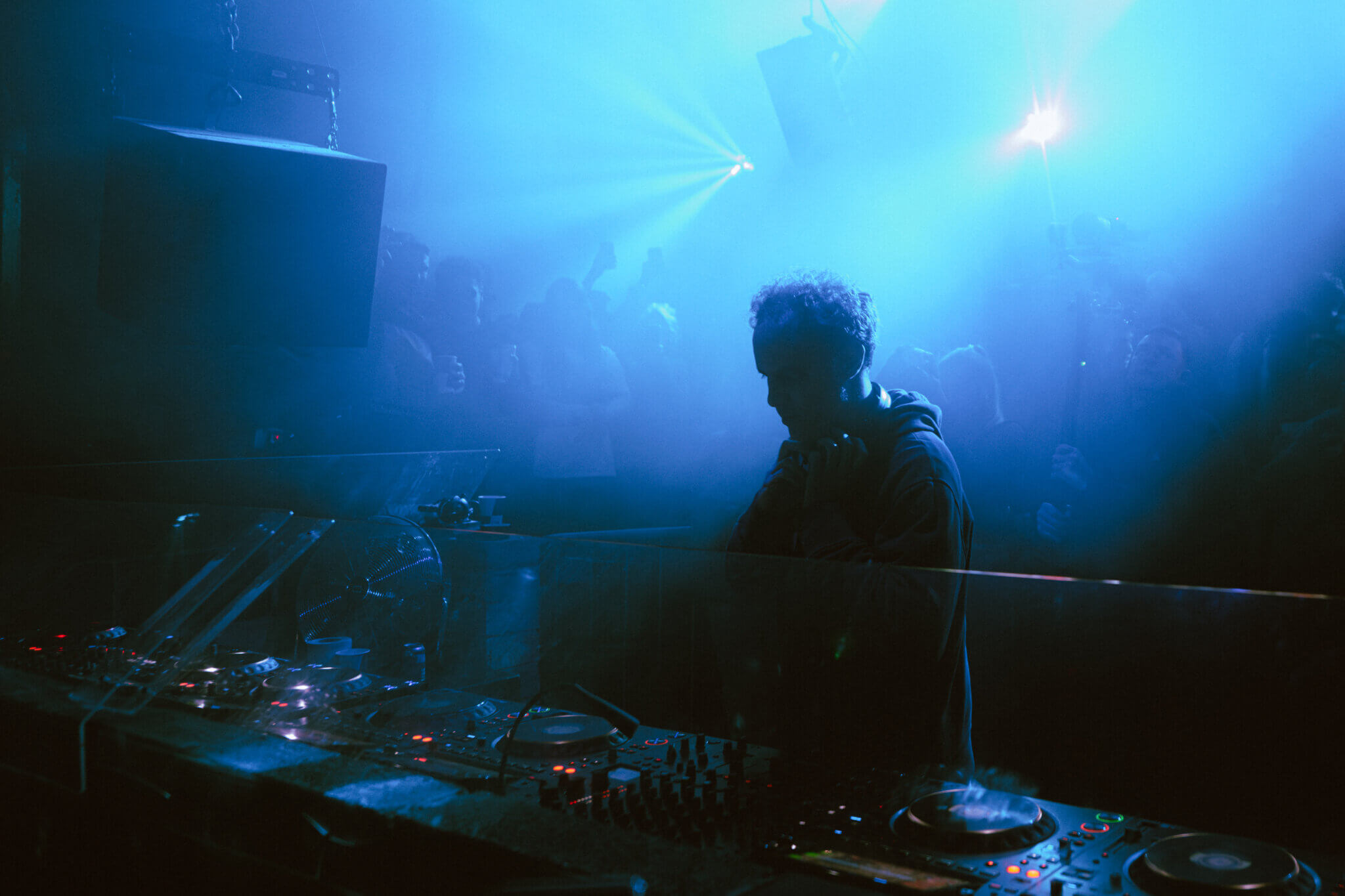 19.10 /// FOUR TET ALL DAY LONG - The Warehouse Project